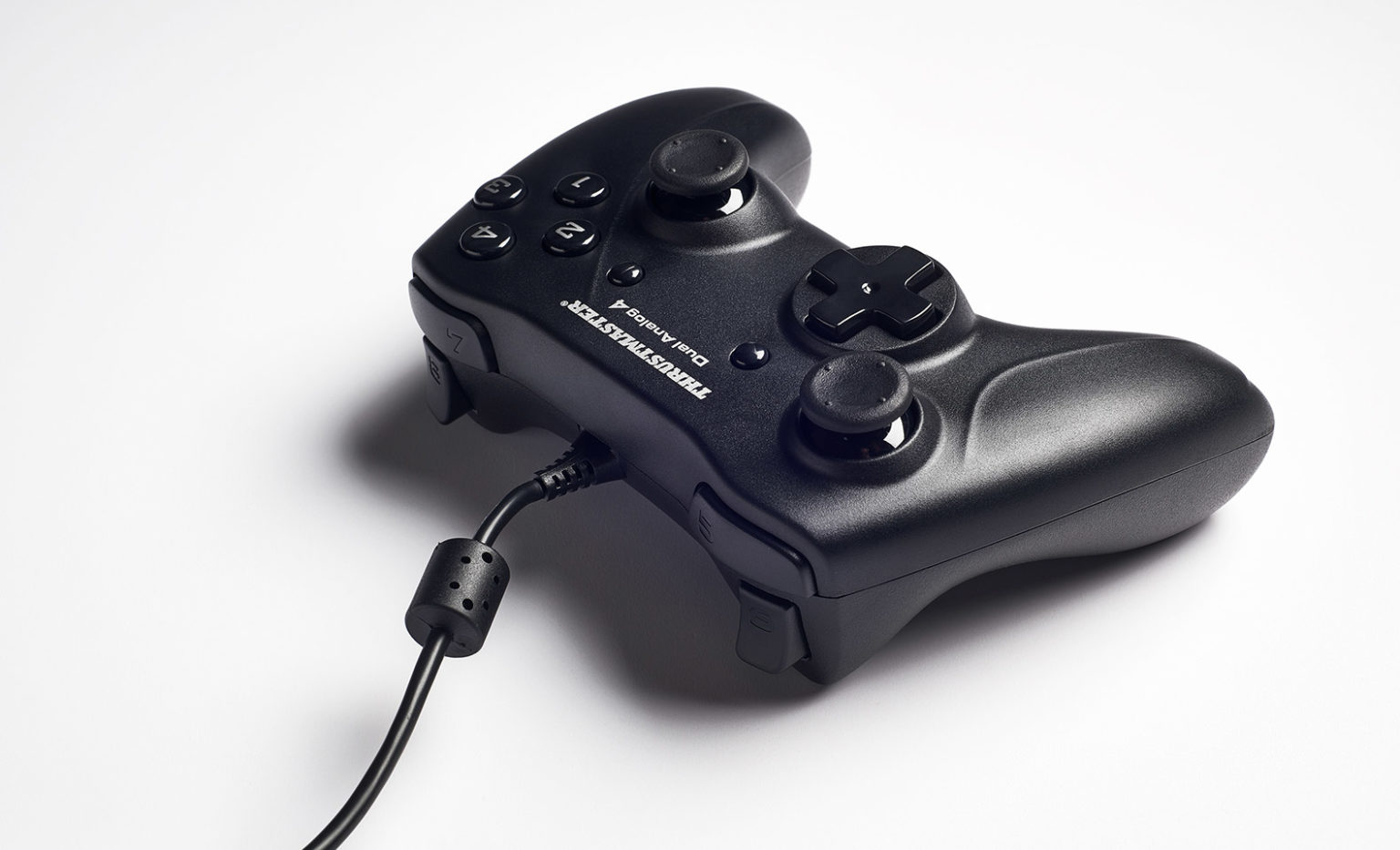 Dual Analog 4 - Controllers | Thrustmaster