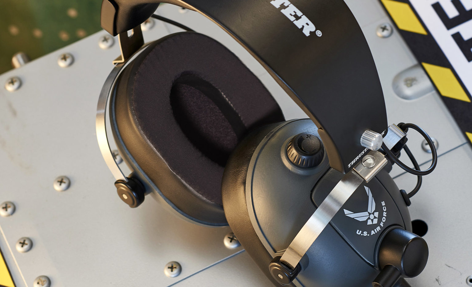 T.Flight U.S. Air Force Edition - Gaming audio | Thrustmaster