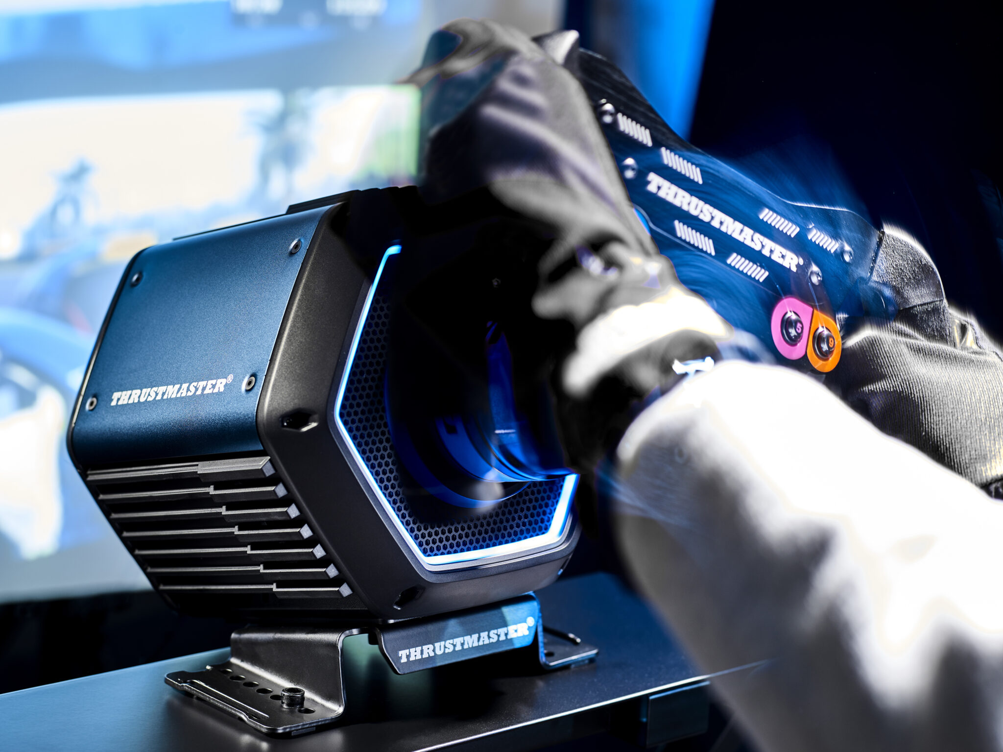 Which direct drive is best for PS5? - Thrustmaster