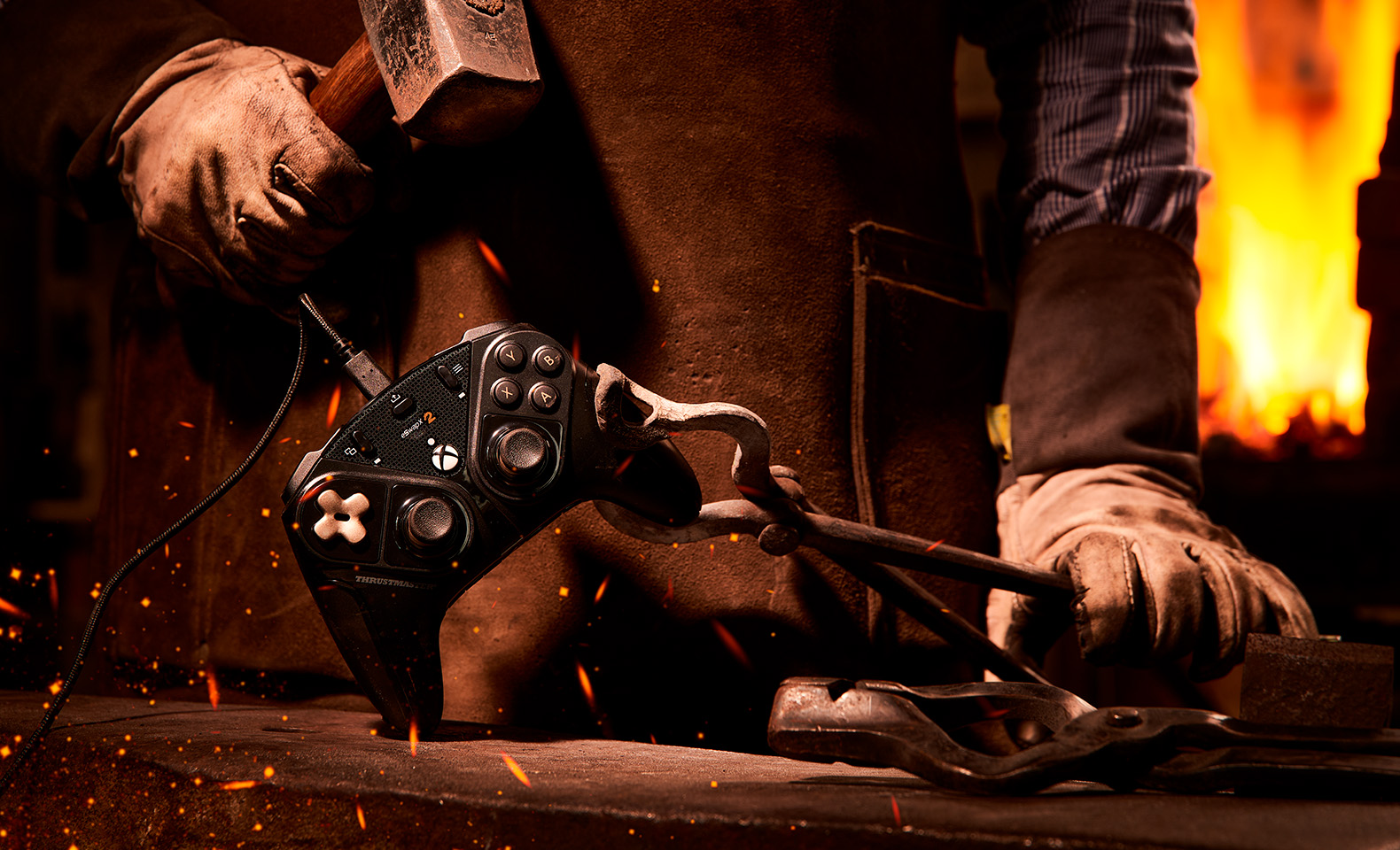 ESWAP X 2 - Controllers | Thrustmaster